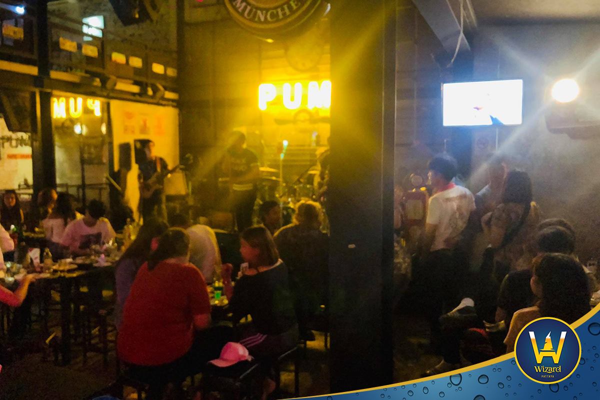 PUMP Cafe’ Station – Wizard Beer | Pattaya